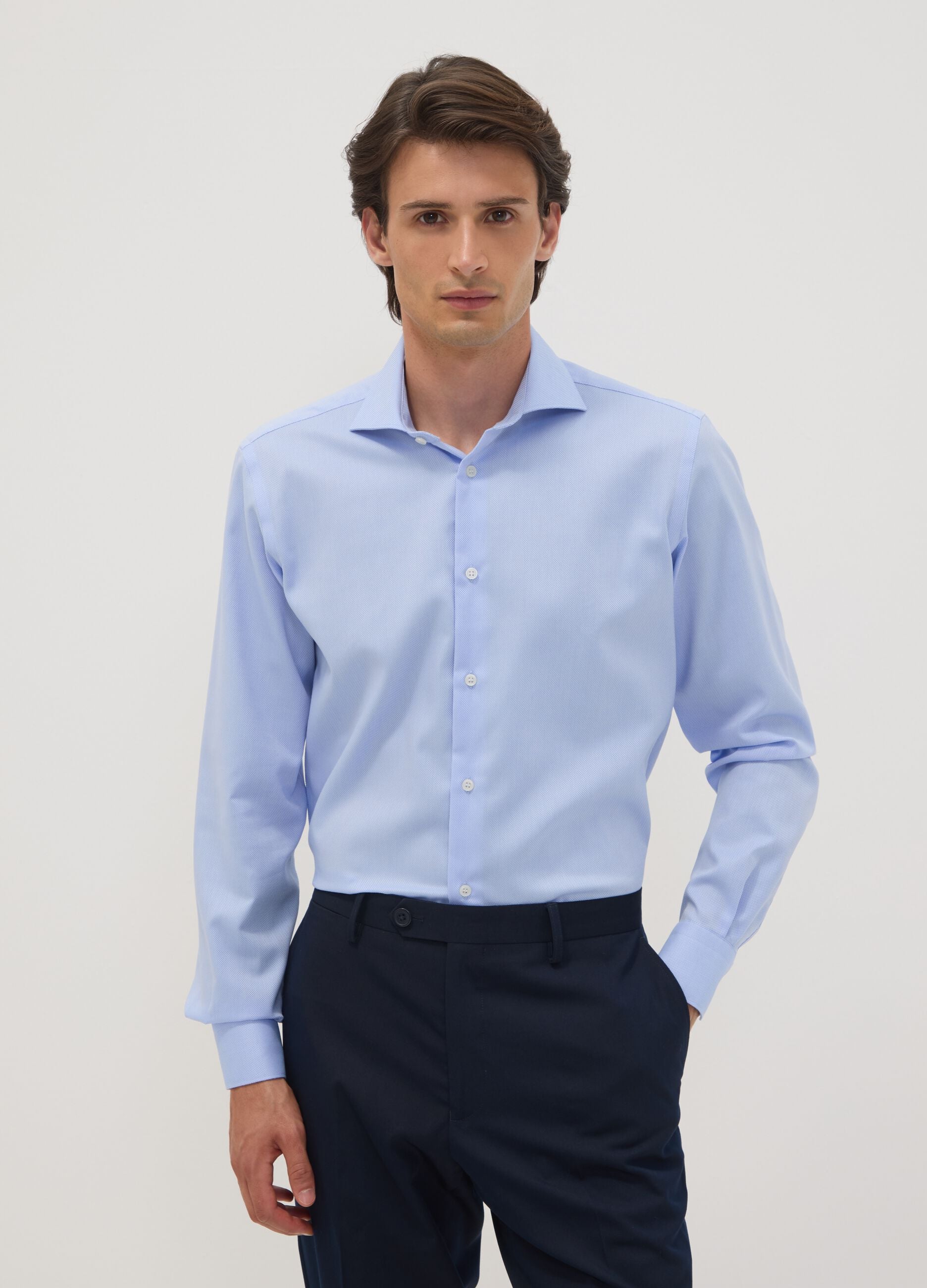Man's Light blue slim-fit pure cotton no-iron shirt with cutaway collar ...