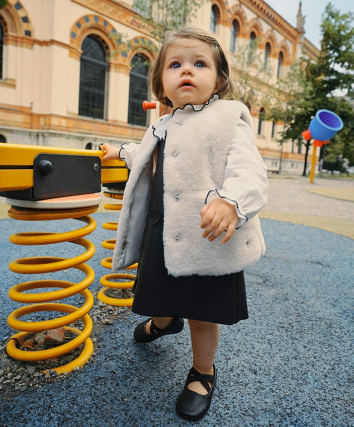 OVS: Women, Men and Kid's Clothes Online. Shop the Fashion!